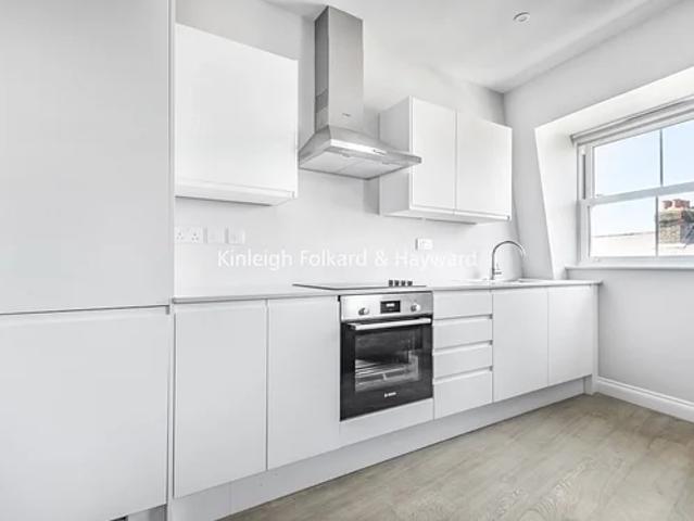 Apartment at Acacia Road, Greater London