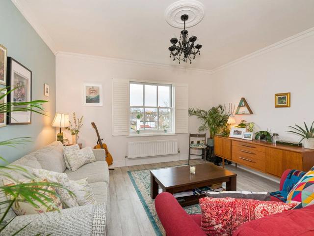 Apartment at Acre Lane, Greater London