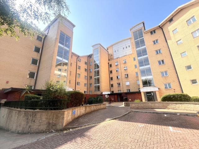 Apartment at Adventurers Quay, Cardiff