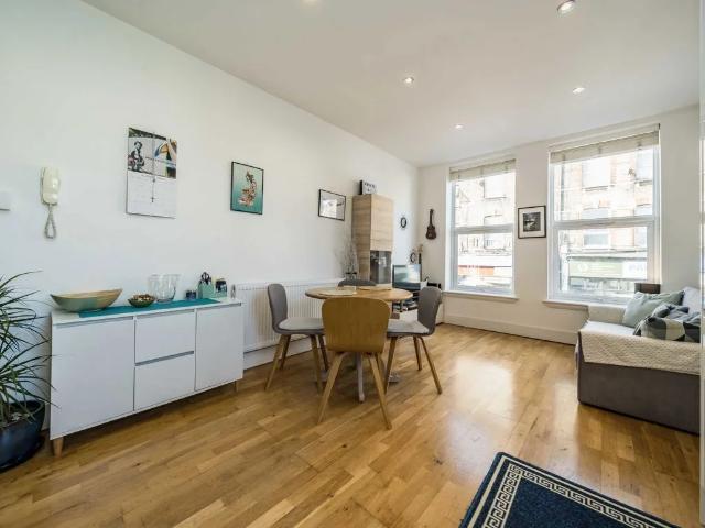 Apartment at Adam Mews, Greater London