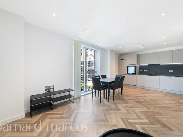 Apartment at Addiscombe Road, Greater London