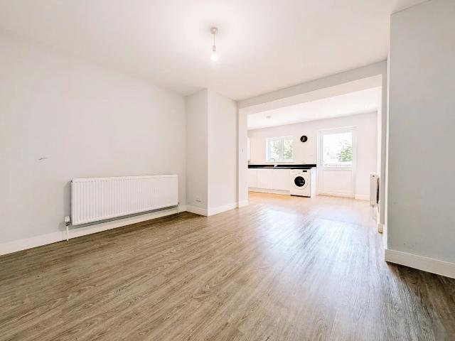 Apartment at Addiscombe Road, Greater London