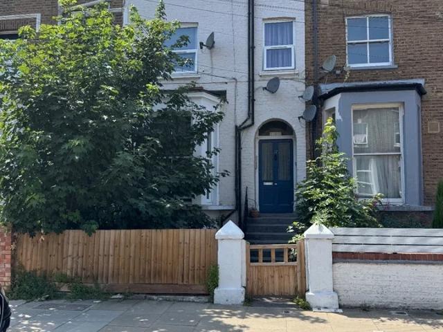 Apartment at Adelaide Grove, Greater London
