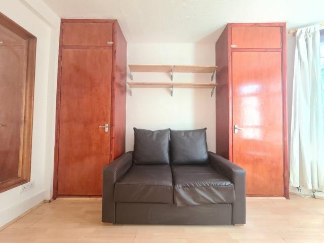 Apartment at Adelaide Grove, Greater London