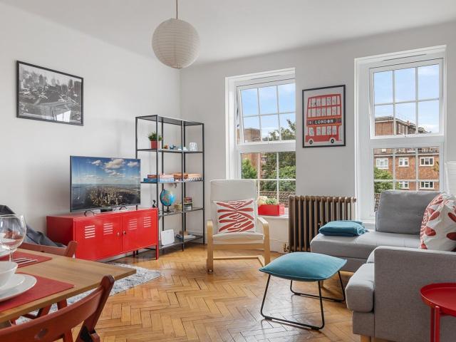 Apartment at Adelina Grove, Greater London