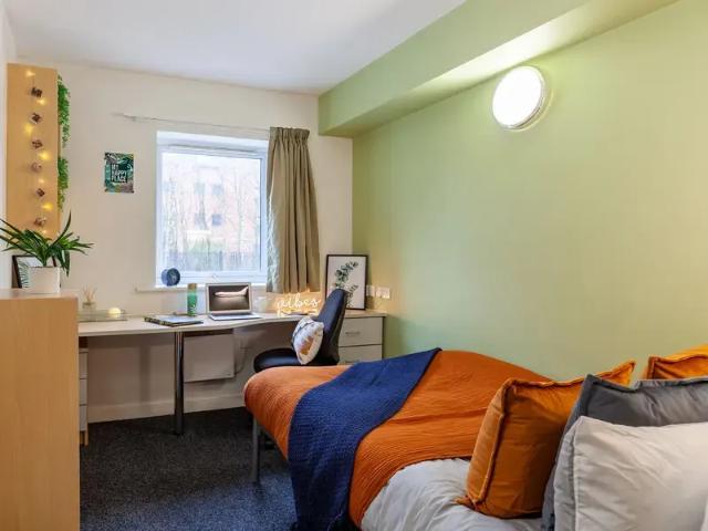 Apartment at Adelphi Street, Preston