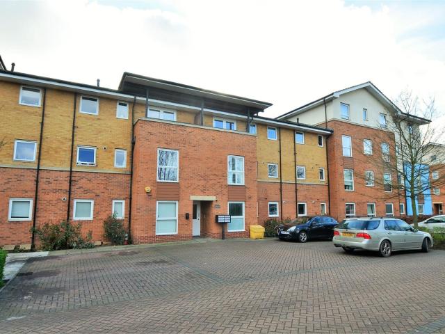 Apartment at Admiralty Close, Greater London