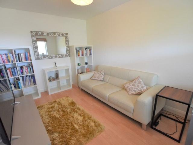 Apartment at Admiralty Close, Greater London