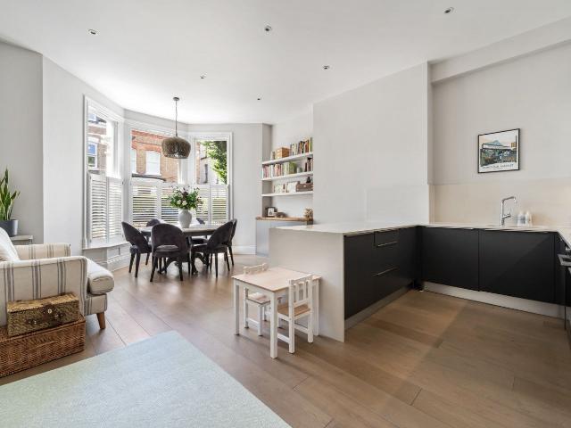 Apartment at Adolphus Road, Greater London