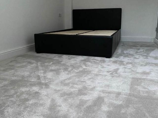 Apartment at Ainslie Wood Road, Greater London