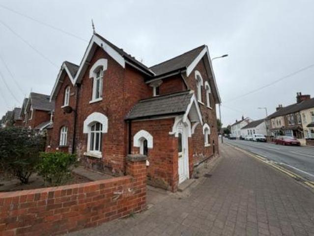 Apartment at Ainslie Street, Grimsby