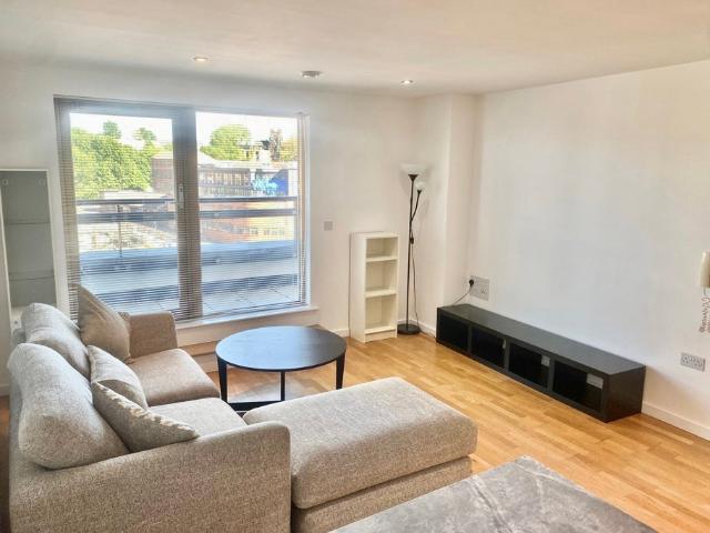 Apartment at Aire Valley Drive, Leeds