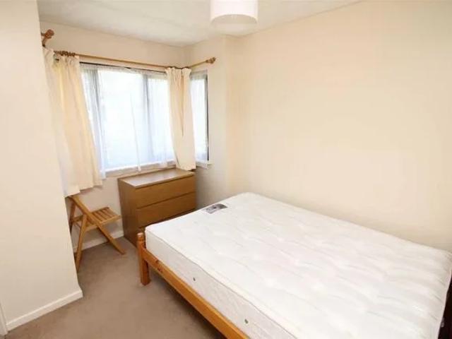 Room at Aire Valley Drive, Leeds