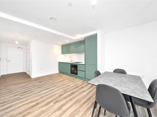 Apartment at Airport Way, Luton