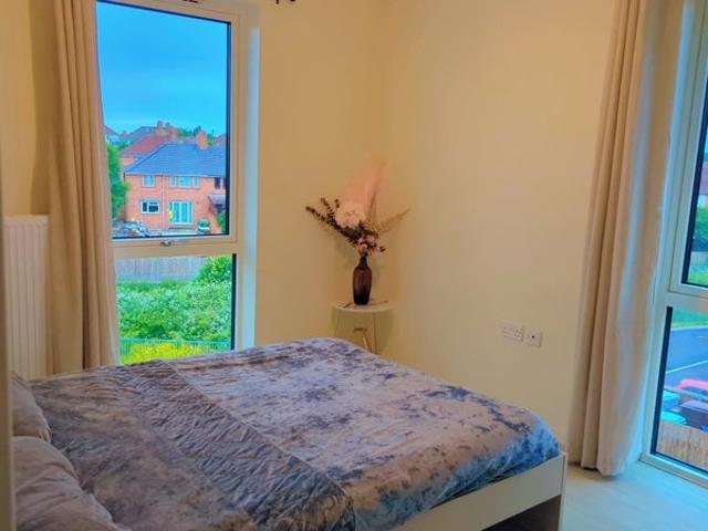 Apartment at Airport Road, Bristol