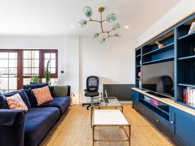 Apartment at Alward Street, Greater London