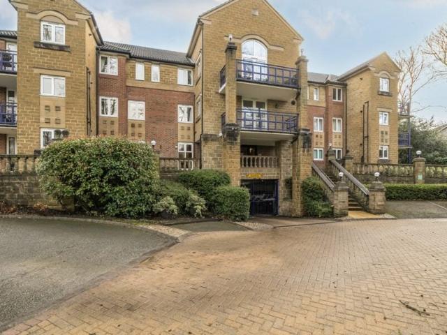 Apartment at Alwoodley Chase, Leeds
