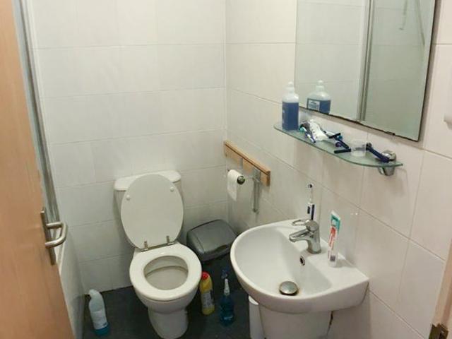 Apartment at Alan Road, Manchester