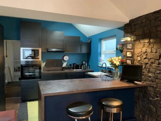 Apartment at Albany Road, Cardiff