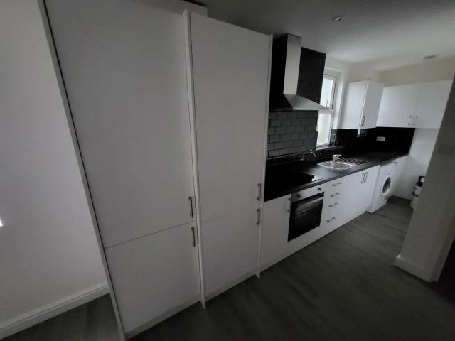 Apartment at Albany Road, Cardiff