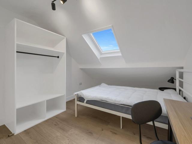 Apartment at Albany Road, Cardiff
