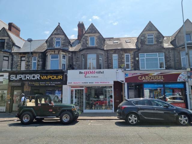 Apartment at Albany Road, Cardiff