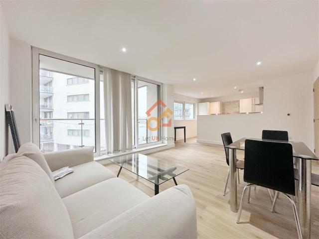 Apartment at Albert Basin Way, Greater London
