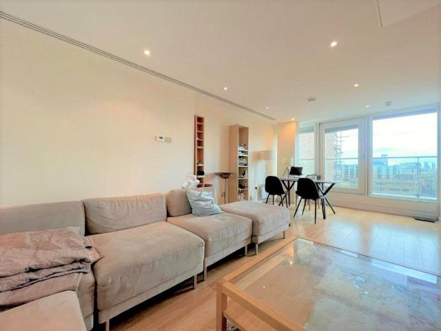 Apartment at Albert Embankment, Greater London