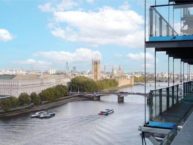 Apartment at Albert Embankment, Greater London
