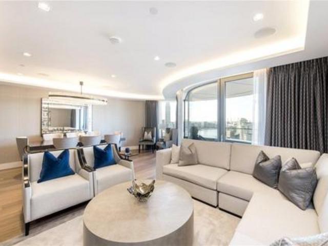 Apartment at Albert Embankment, Greater London