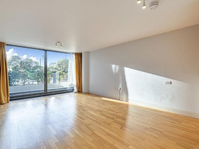 Apartment at Albert Embankment, Greater London