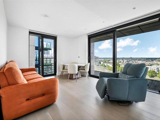 Apartment at Albert Embankment, Greater London