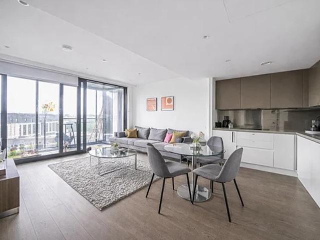 Apartment at Albert Embankment, Greater London