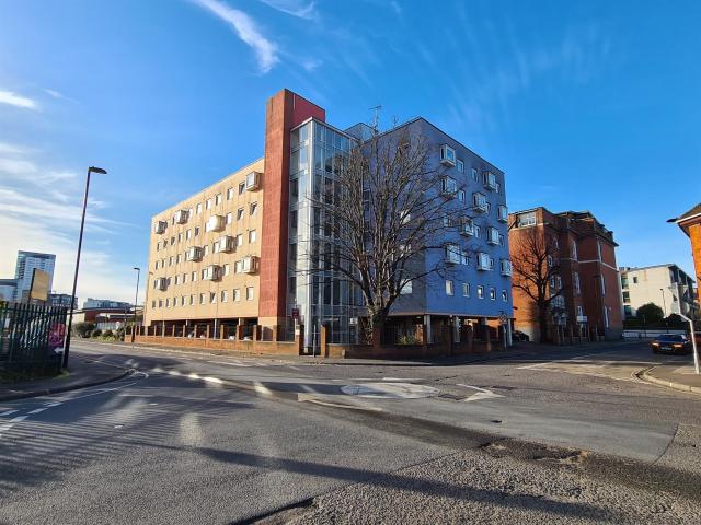 Apartment at Albert Road North, Southampton