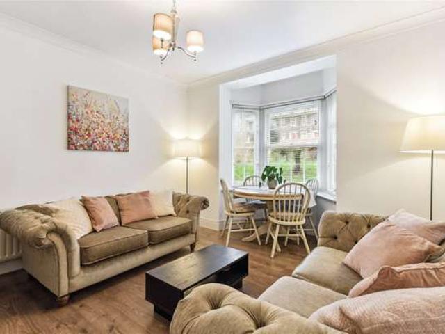 Apartment at Albion Avenue, Greater London