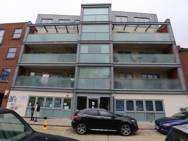Apartment at Albion Street, Brighton