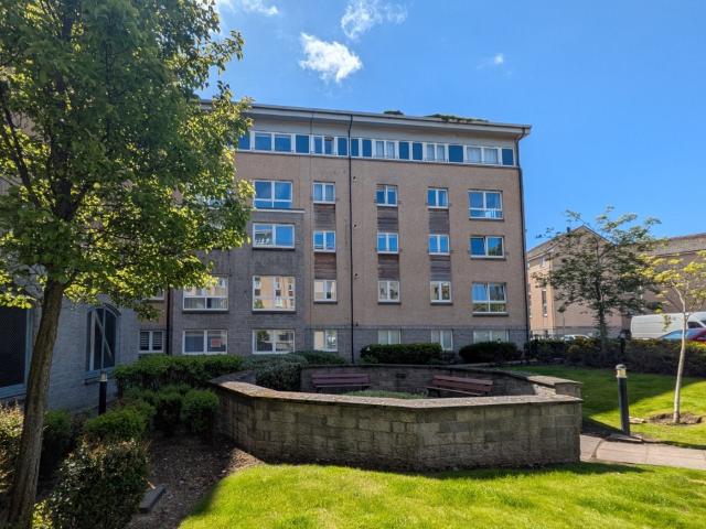 Apartment at Albury Gardens, Aberdeen City