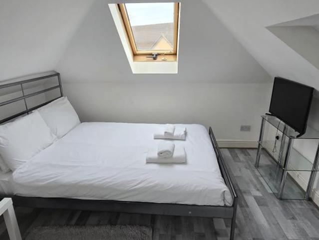 Apartment at Aldborough Road South, Greater London