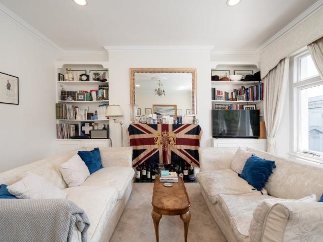 Apartment at Alderney Street, City of Westminster