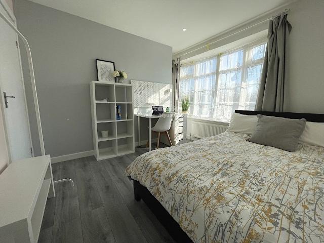 Apartment at Aldrin Way, Coventry