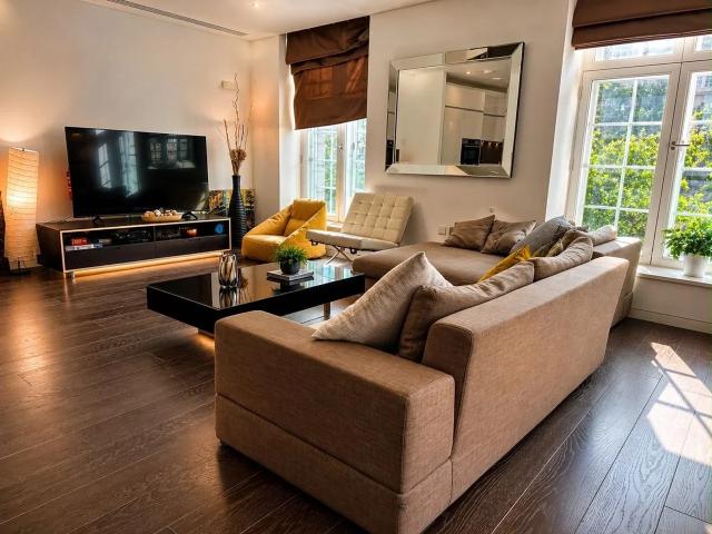 Apartment at Aldwych, City of Westminster