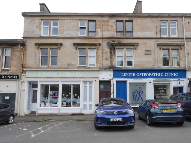 Apartment at Alexandra Avenue, Lenzie