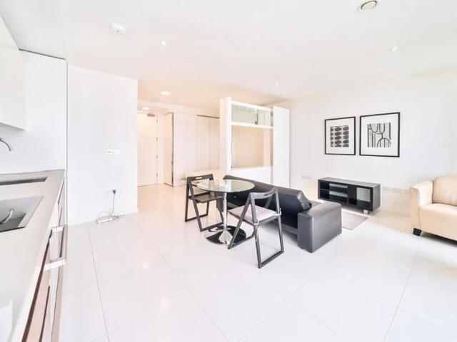 Apartment at Alexia Square, Greater London