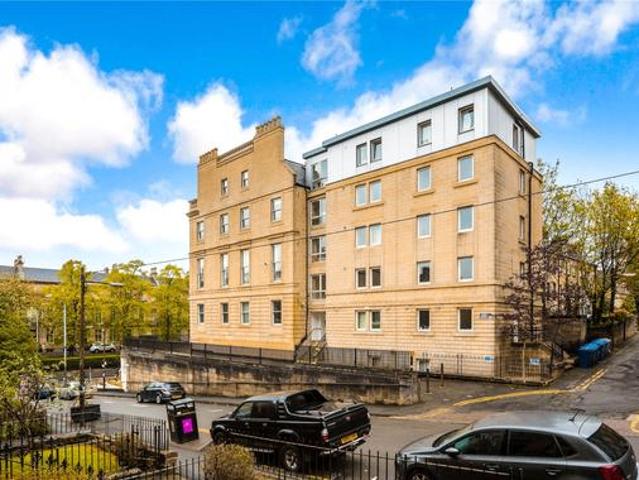 Apartment at Alfred Terrace, Glasgow