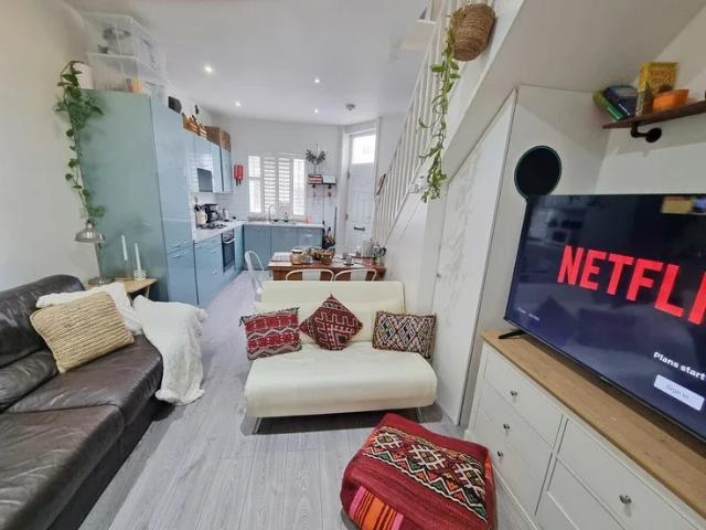 Apartment at Algernon Road, Greater London