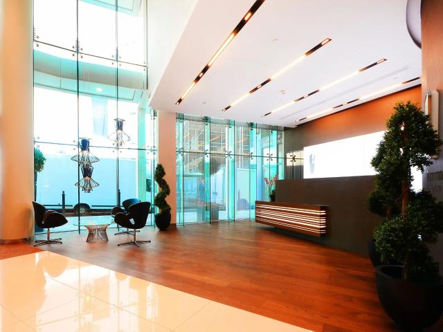 Apartment at Alie Street, Greater London