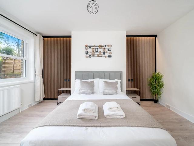 Apartment at Alkham Road, Greater London