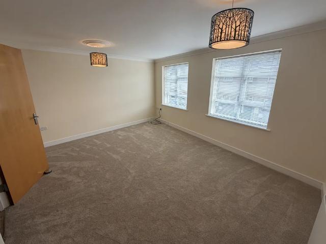 Apartment at All Saints Road, West Suffolk