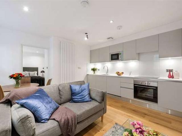 Apartment at Alleyn Court, City of Westminster