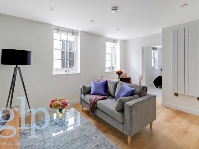 Apartment at Alleyn Court, City of Westminster